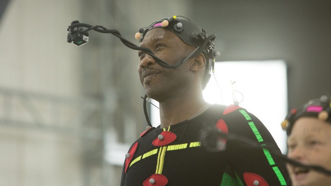 Meet the Cast of Longshot