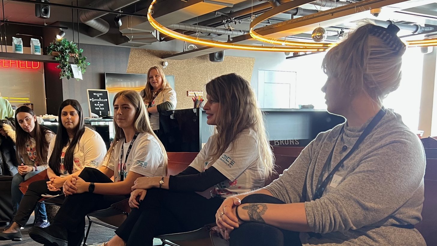 Oficina da Girls Make Games na EA Estocolmo