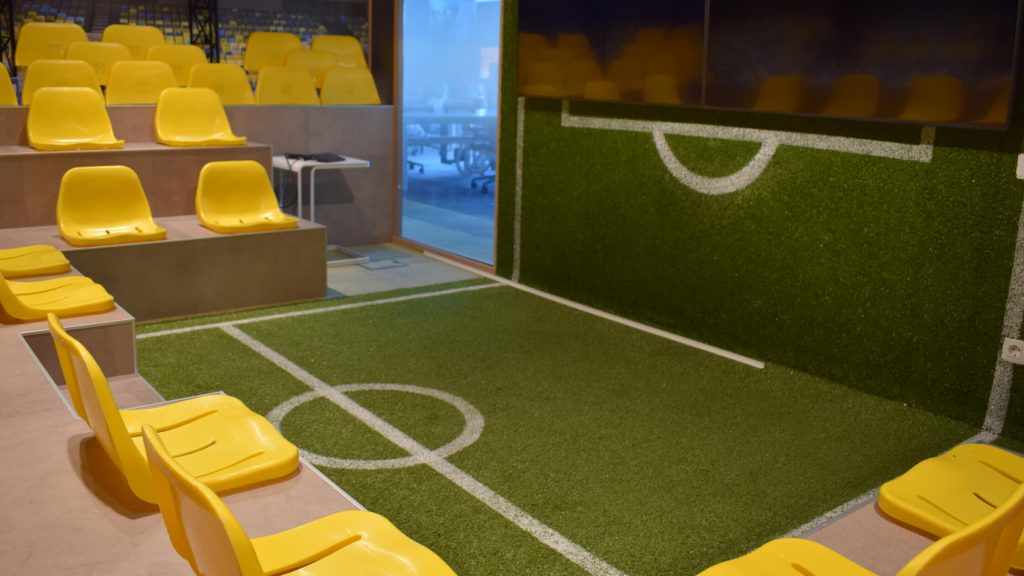 About Us - EA Romania Official Site