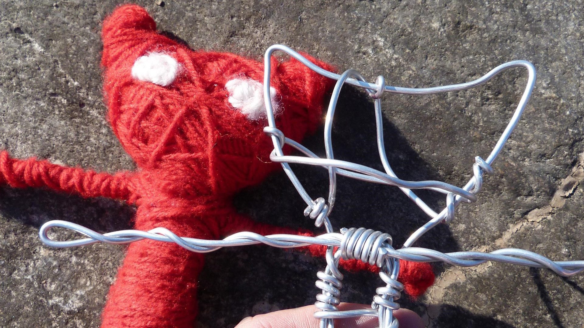 How to Make Your Own Yarny Guide