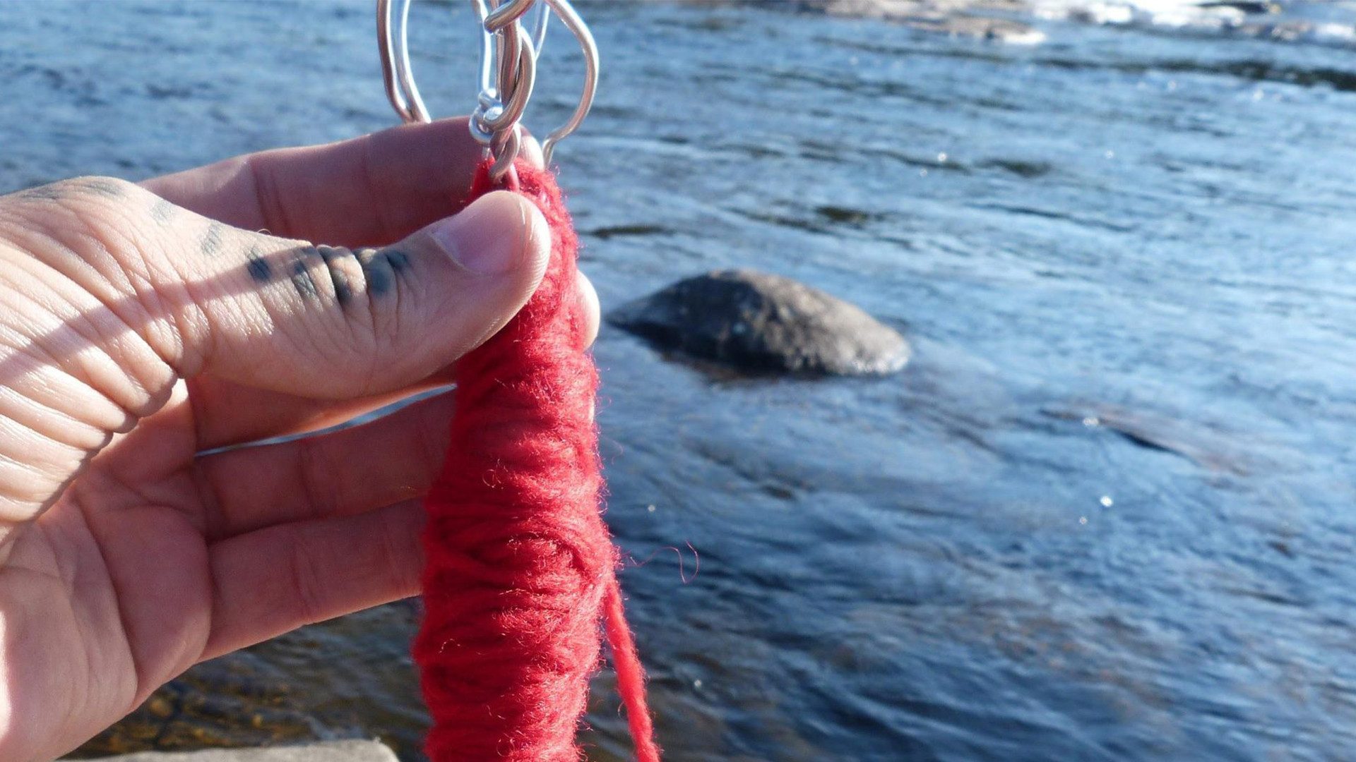 How to Make Your Own Yarny Guide