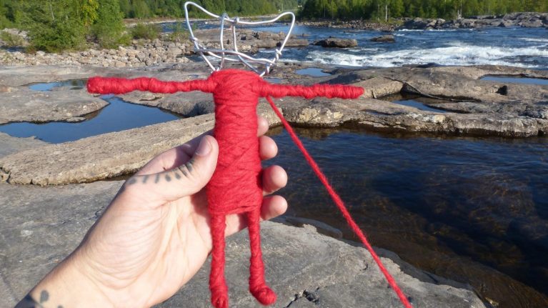 How to Make Your Own Yarny Guide