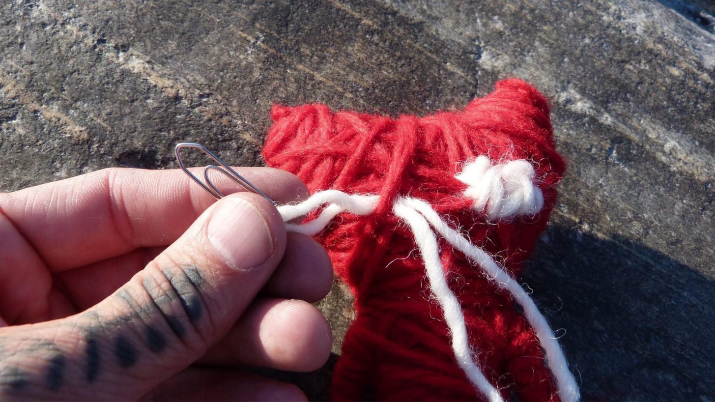 How to Make Your Own Yarny Guide