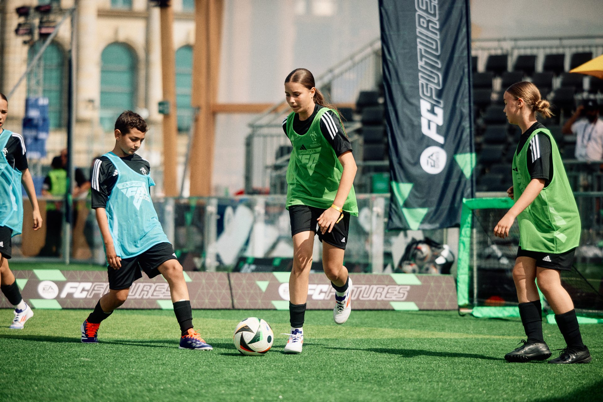 EA SPORTS FC FUTURES：為世界打開美妙的足球大門